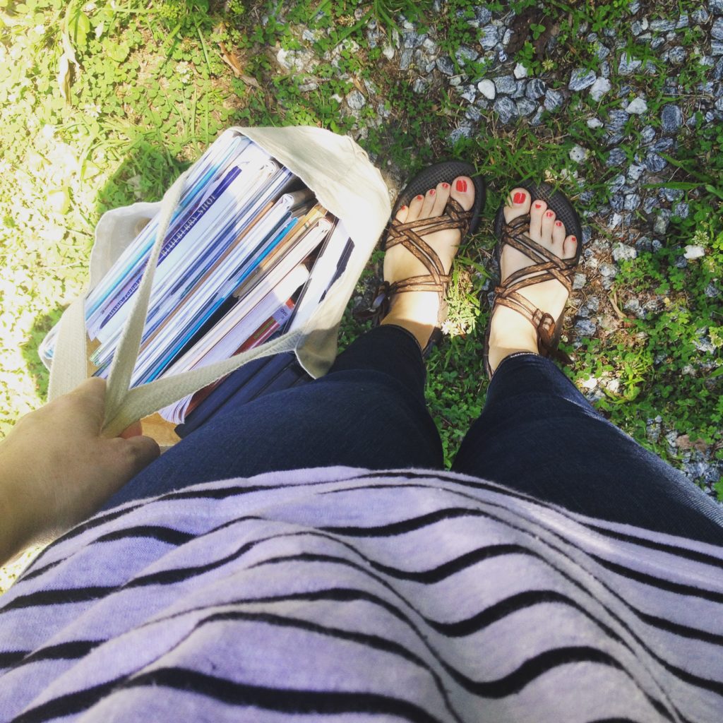 fall in love with your local library - Dig the Good Life